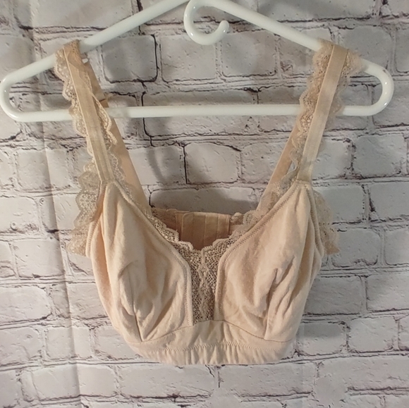 Parfait | Intimates & Sleepwear | Parfait Dalis Wire Free Cream Lacey ...